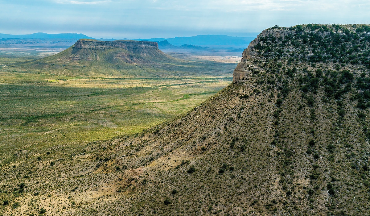 On the Cover: Dagger Flats Ranch | Land.com